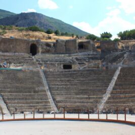El Teatro Griego: La Cuna De Las Artes Escénicas En La Antigüedad ...