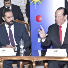 El Régimen Autoritario: Una Mirada A Los Gobiernos Opresores En La ...